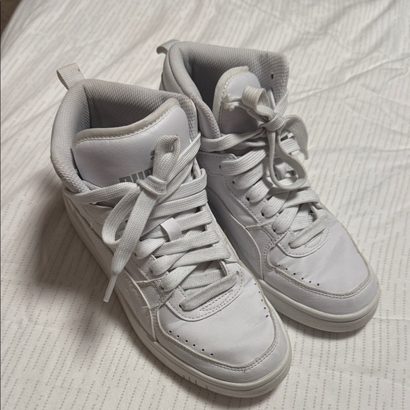 Puma | Shoes | Puma White Hightop Sneakers | Poshmark